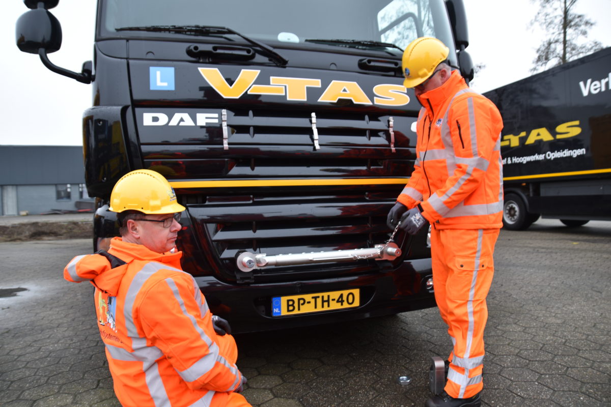 VDZ Hefsystemen B.V. startet eine Kooperation mit V-TAS ...