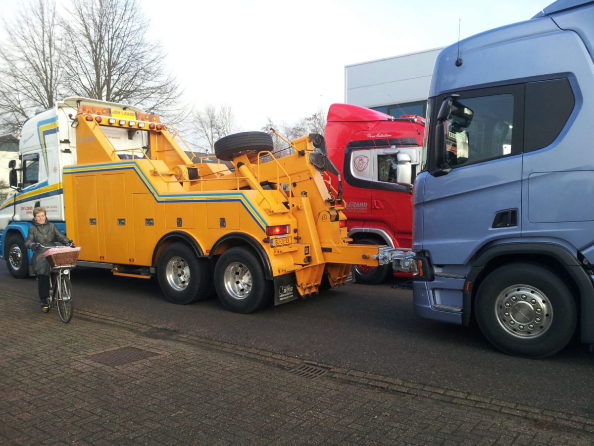 Système de remorquage Scania série S - VDZ Systèmes